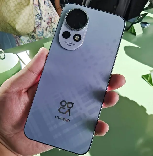 華為nova 13真機上手，憋了一肚子心裏話，不吐不快！ – PCNow